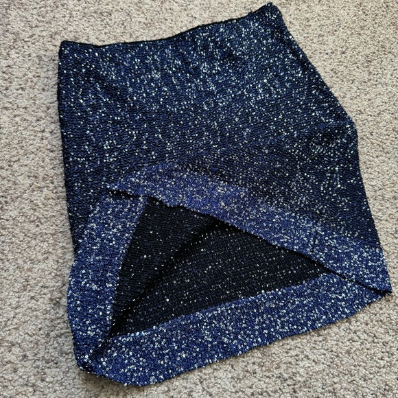 H&M | Skirts | Sparkly Hm Bodycon Mini Skirt Xs Stretch Navy Blue ...